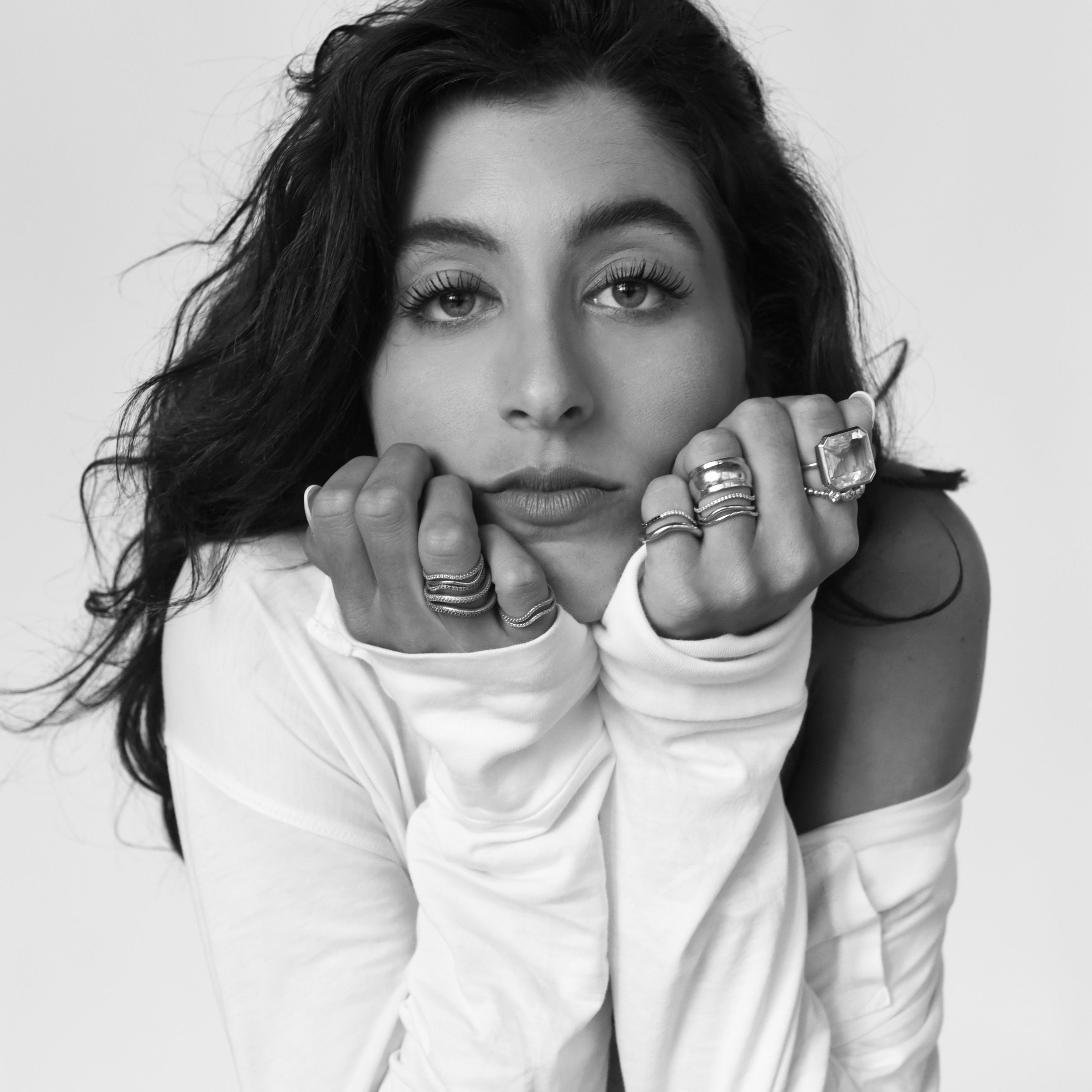 How to Wear Stackable Rings Like a Pro – BONDEYE JEWELRY